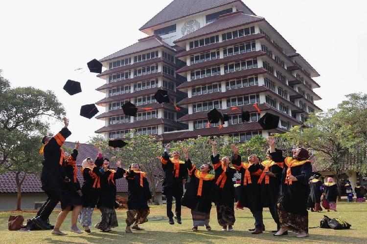 Mau Kuliah di UI via Jalur Prestasi? Simak Dulu Nilai Rata-Rata untuk ...